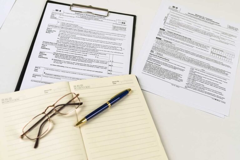 Tax Refunds: a topic every working adult should be aware of